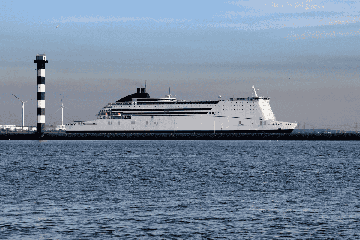 Pride of Rotterdam Ferry – Ship Information